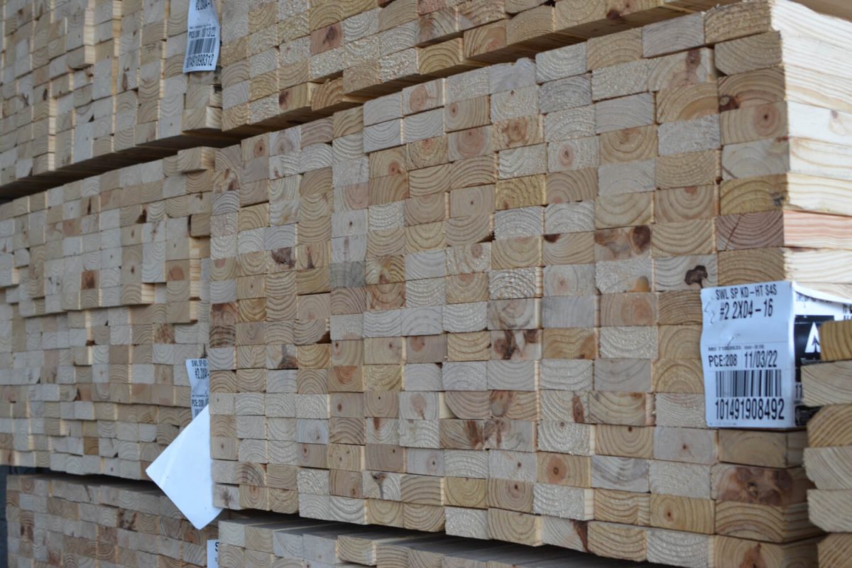 Dimensional & Rough Sawn Lumber – Lodge Lumber